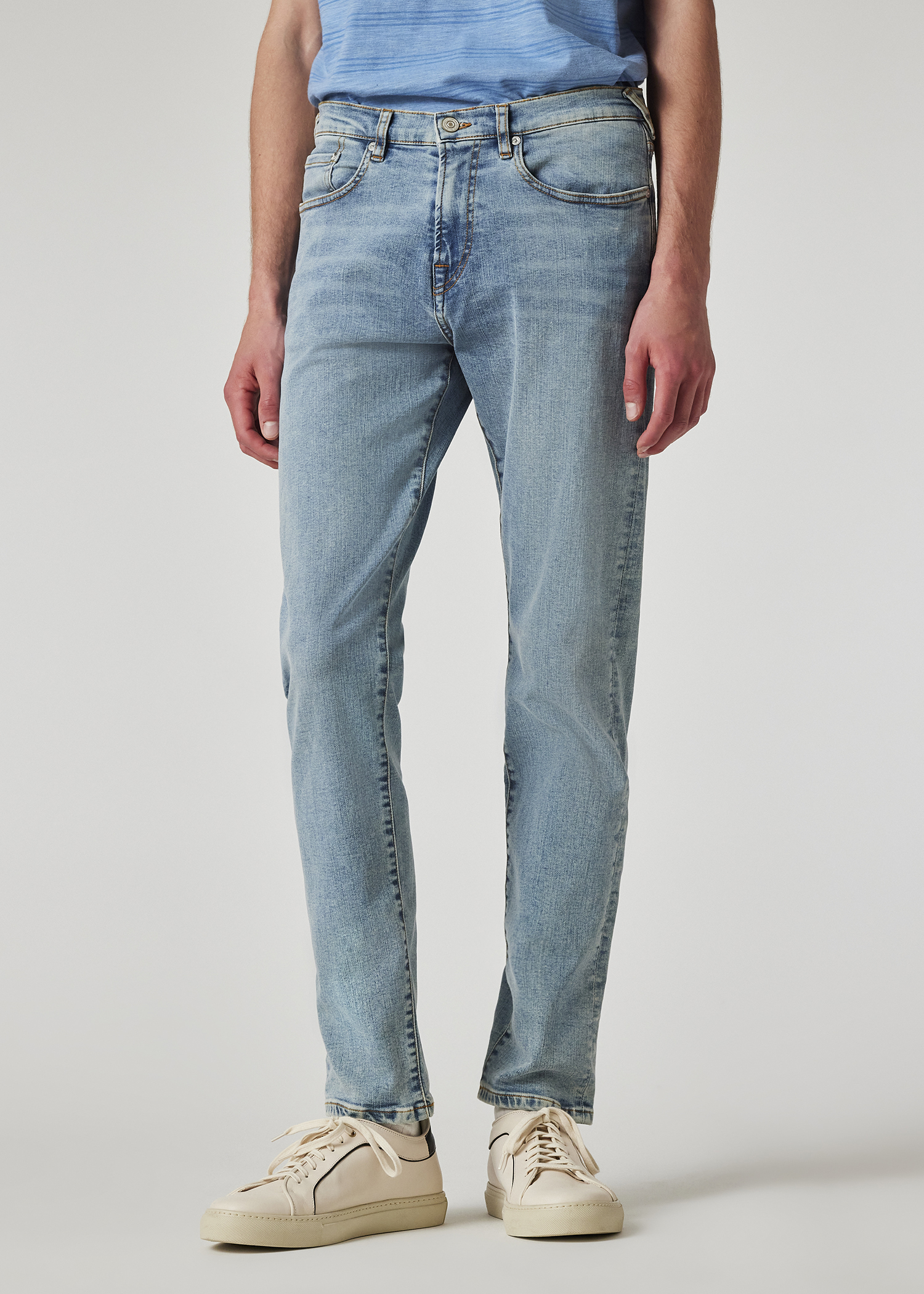 Men's Tapered-Fit Light-Wash 'Organic Reflex' Jeans