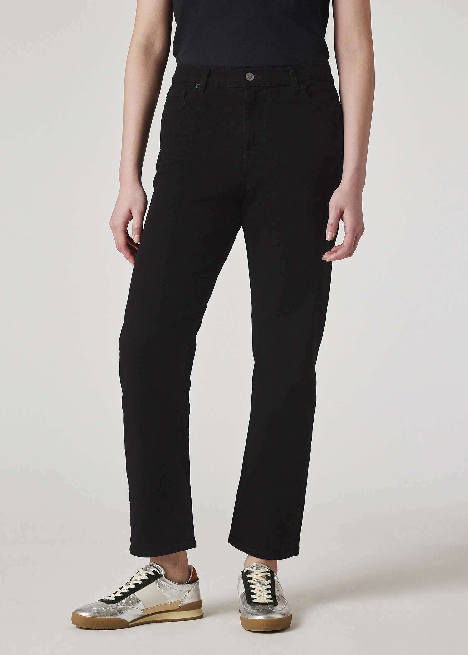 Women's Black Comfort Stretch 'Happy' Jeans